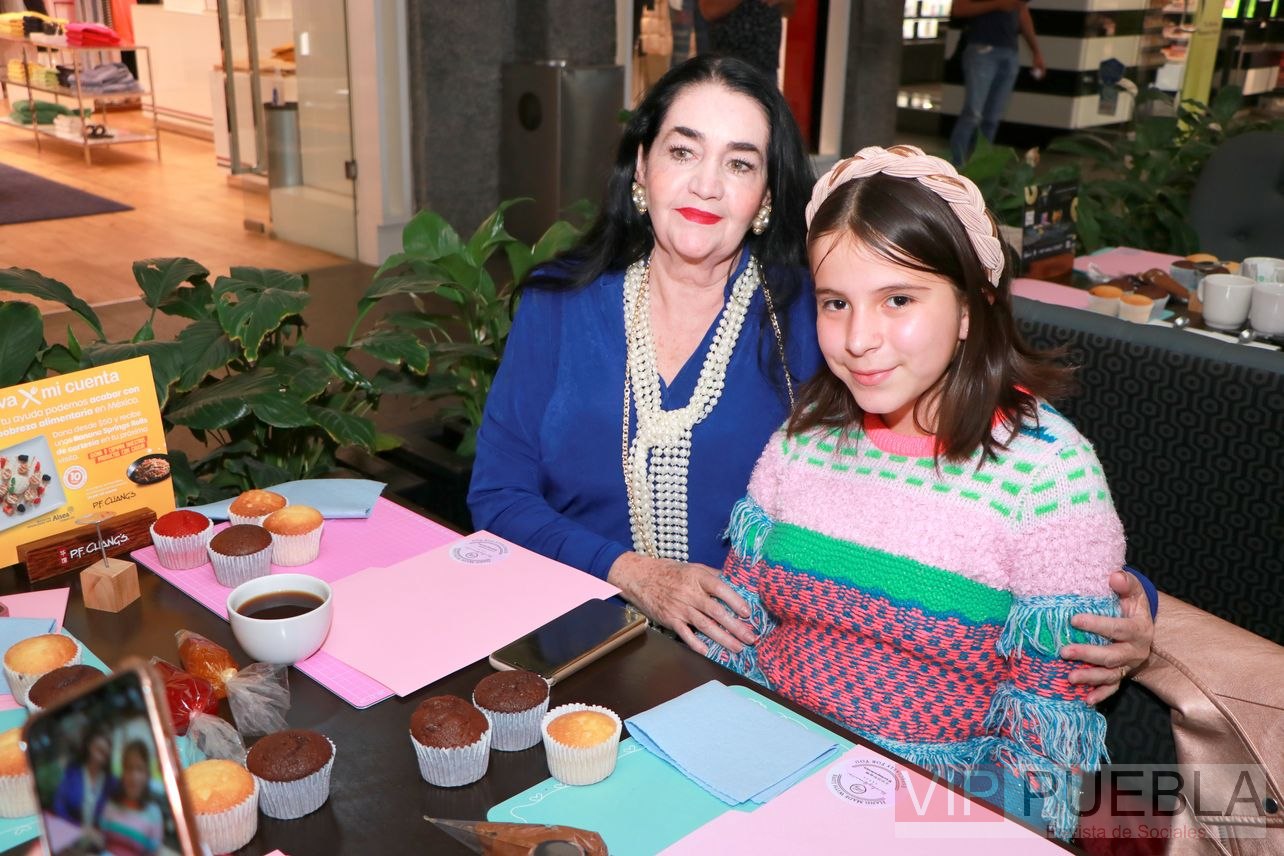 Taller de Decoracion de CupCake Por El Chef Karlos Gracia - VIP PUEBLA