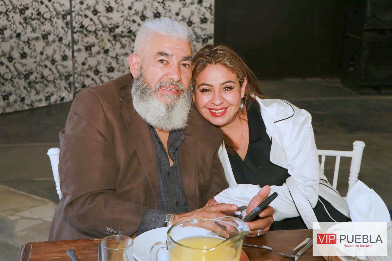 Primera Comunión de Santiago Adrián. - VIP PUEBLA